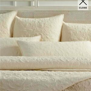 Bedding | Front Gate Queen Duvet And 2 Euro Shams | Poshmark